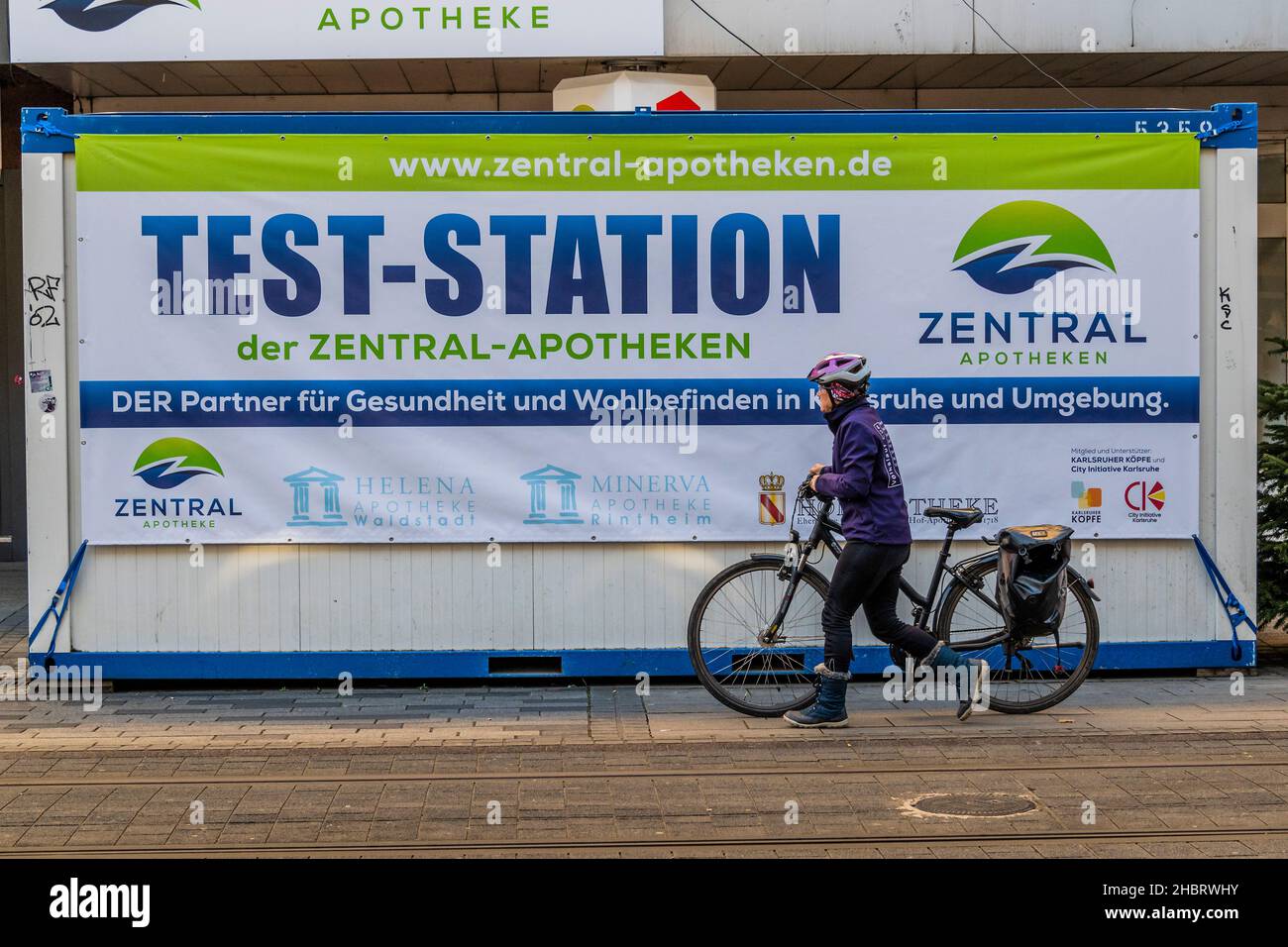 Pop up test centre hi-res stock photography and images - Alamy