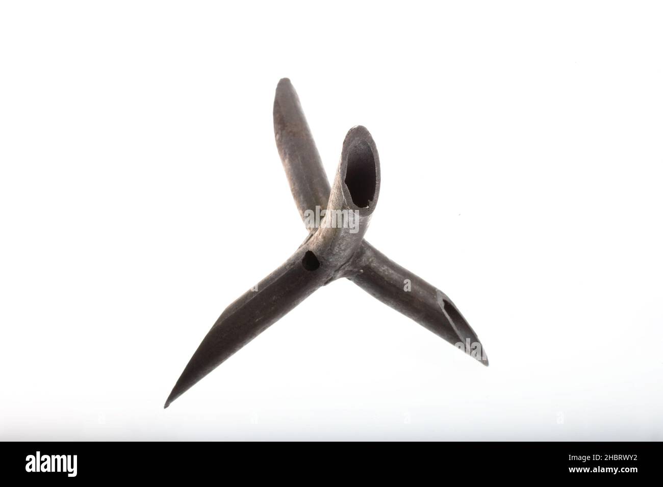 Caltrop tire spike hi-res stock photography and images - Alamy
