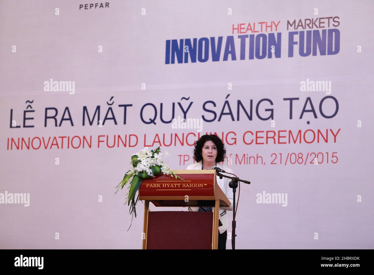 U s consul general rena bitter hi-res stock photography and images - Alamy