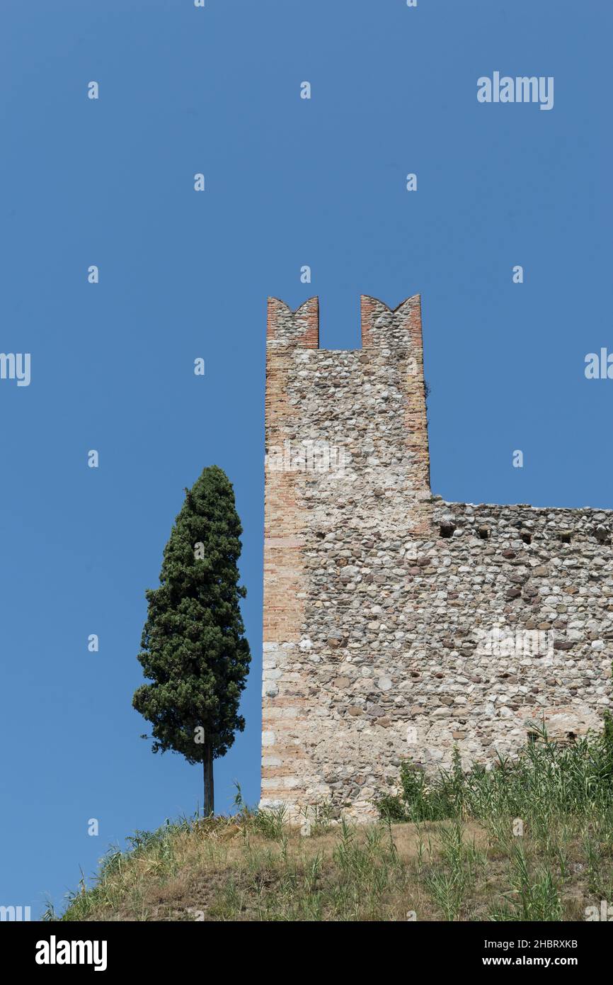 Padenghe castle hi-res stock photography and images - Alamy