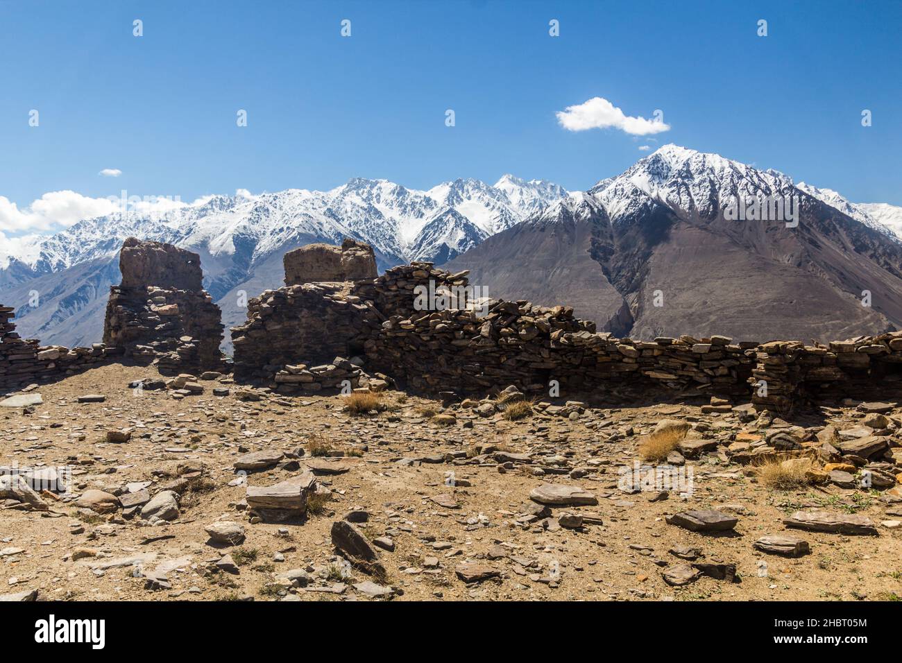 Yamchun fortress hi-res stock photography and images - Alamy
