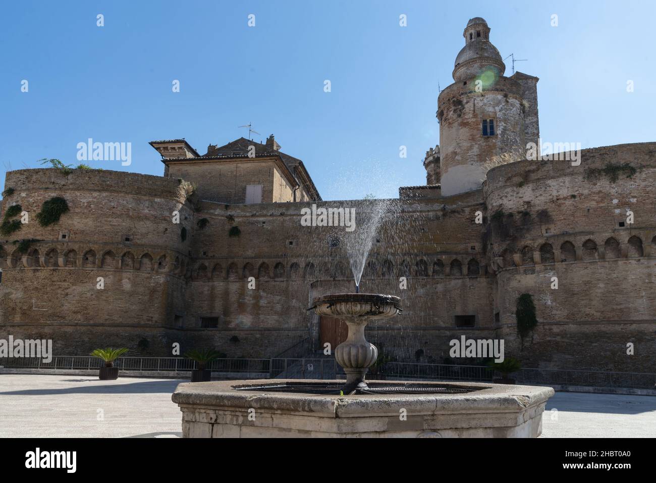 Piazza Barbacani square; Caldoresco Castle, Fountain, Vasto, Abruzzo ...