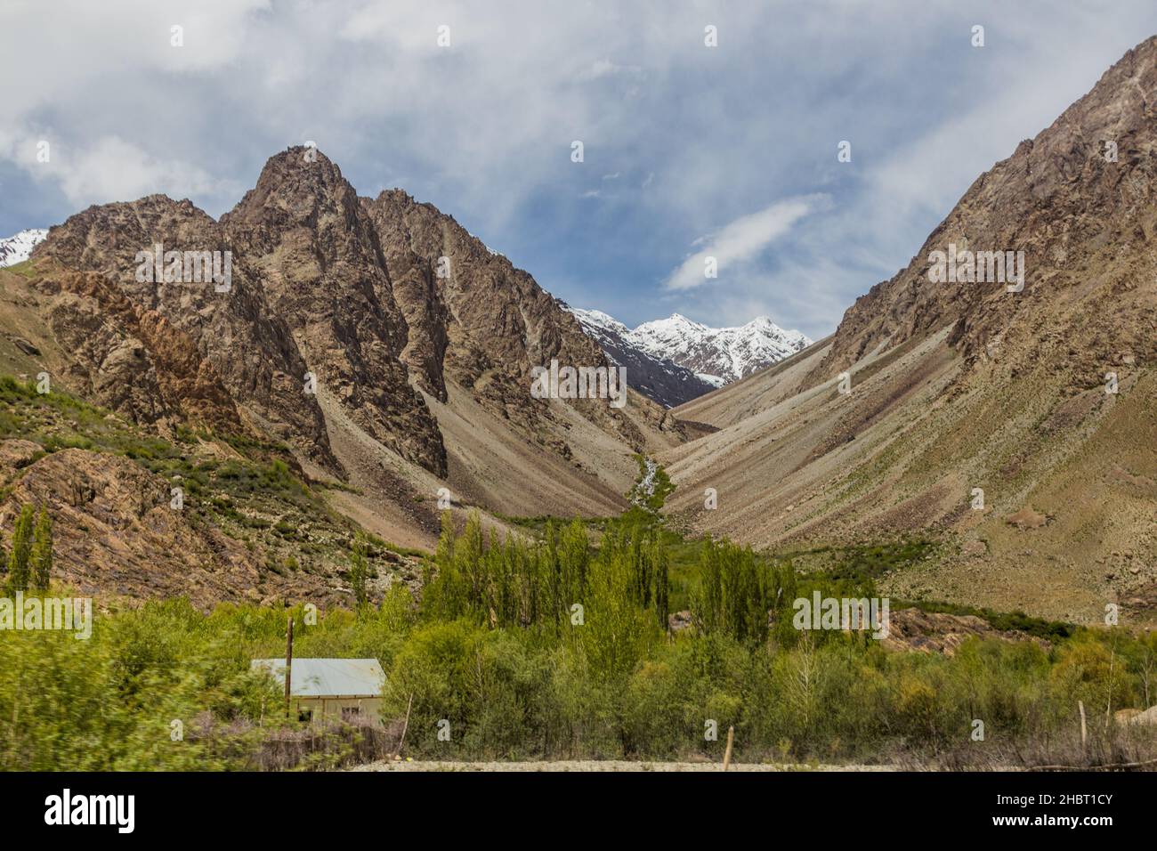 Gunt river valley in Pamir mountains, Tajikistan Stock Photo - Alamy