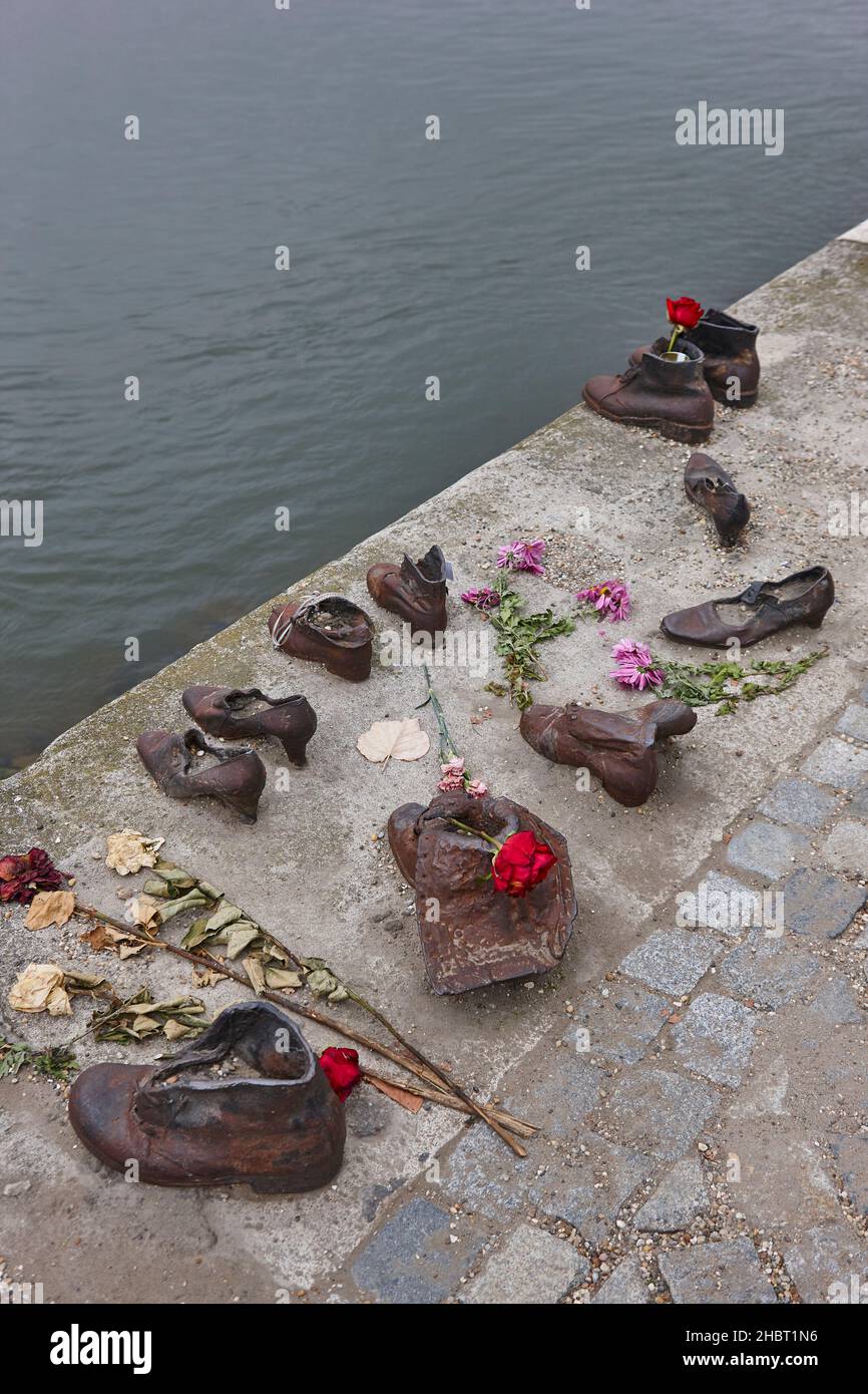 Budapest jewish memorial shoes on Danube riverbank. World war II Stock ...