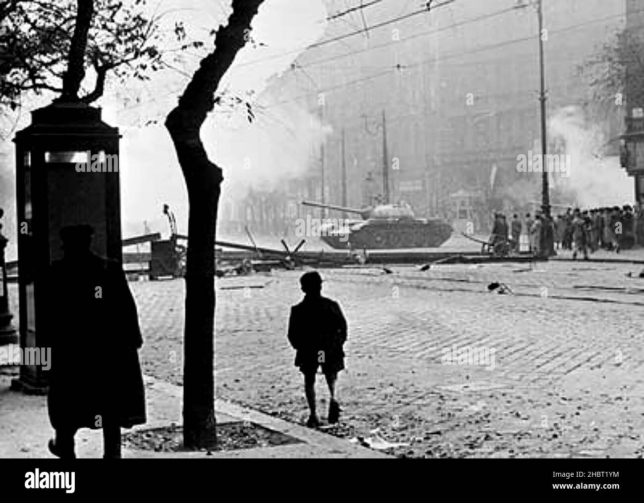 Soviet tanks budapest october 1956 Black and White Stock Photos ...