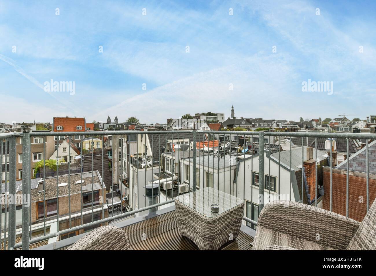 Wicker roof hi-res stock photography and images - Alamy