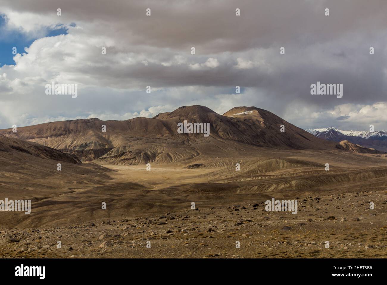 Landscape of Pamir mountains, Tajikistan Stock Photo - Alamy