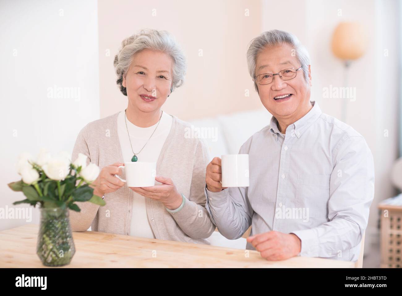 Couple and afternoon tea hi-res stock photography and images - Alamy