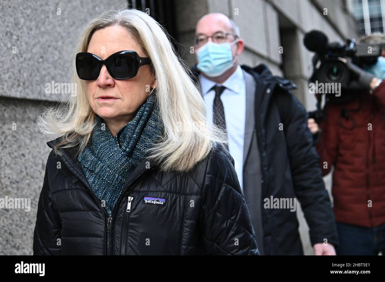 Defense attorney Laura Menninger arriving at the federal courthouse in ...