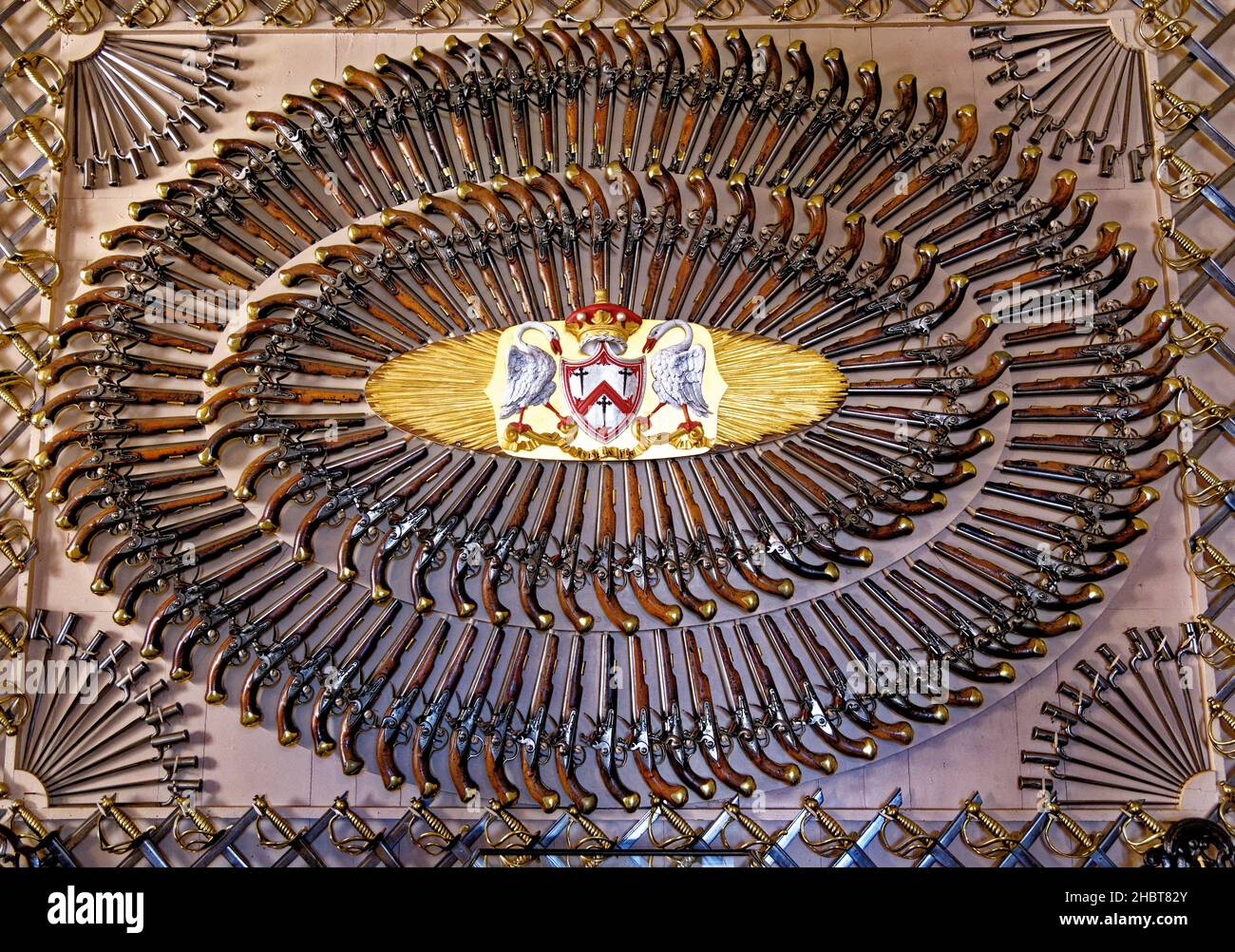 Medieval castle wall weapons hi-res stock photography and images - Alamy