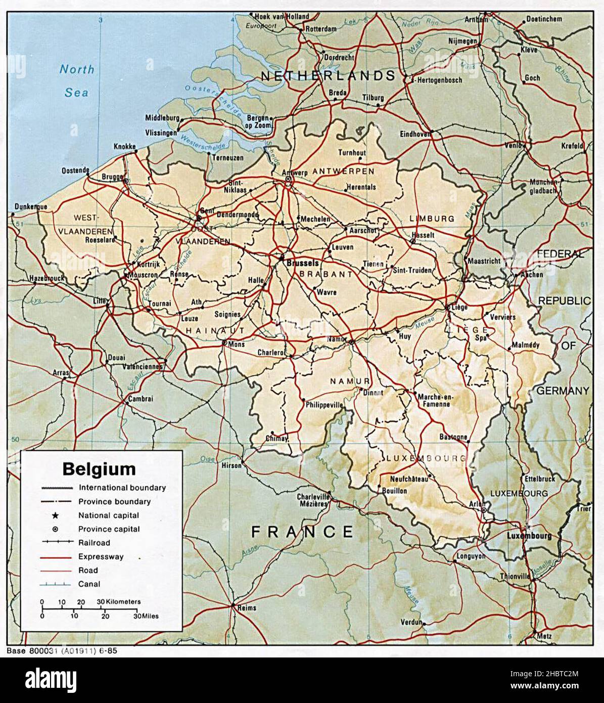 1985 map of belgium hi-res stock photography and images - Alamy