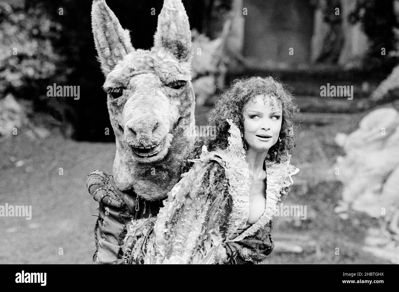Berwick Kaler (Bottom), Kate O’Mara (Titania) in A MIDSUMMER NIGHT'S ...