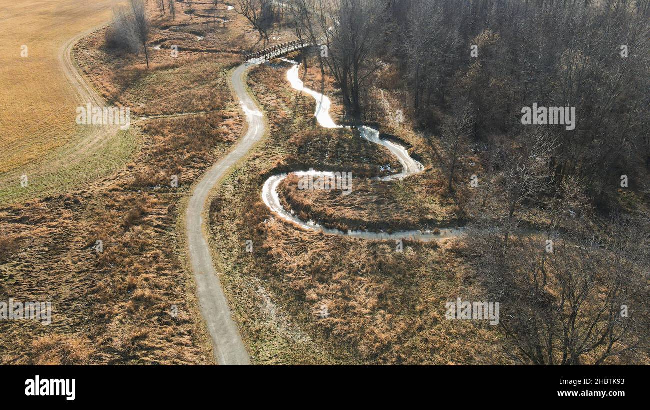 Curved streams hi-res stock photography and images - Alamy