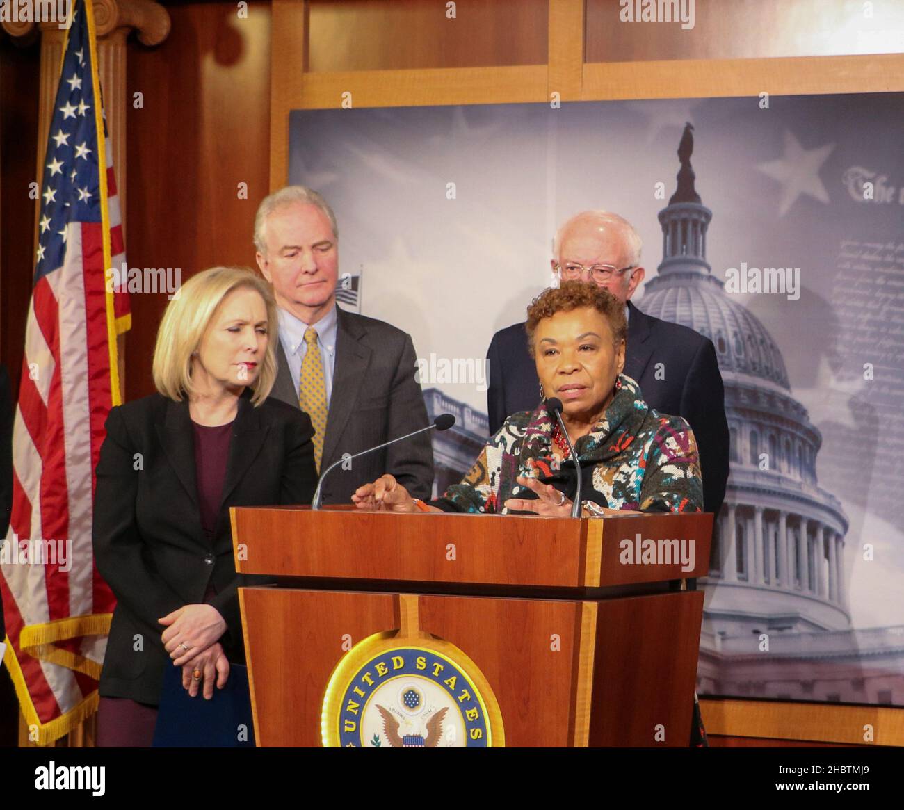 Congresswoman barbara lee hi-res stock photography and images - Alamy