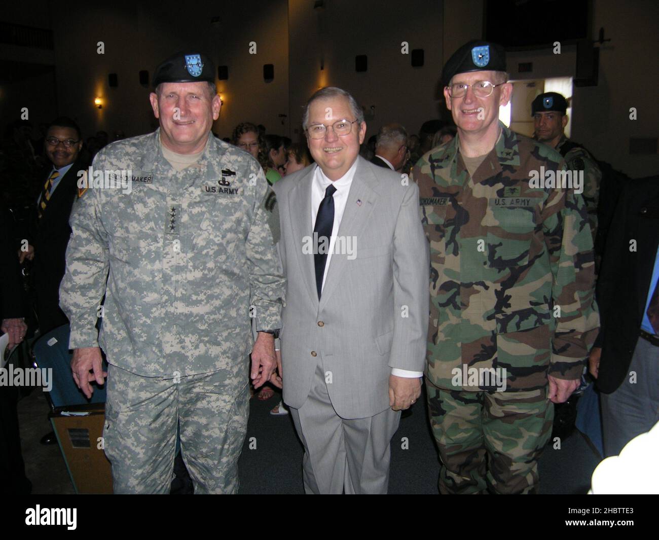 Rep. Charlie Norwood greets U.S. Army Chief of Staff General Peter J ...