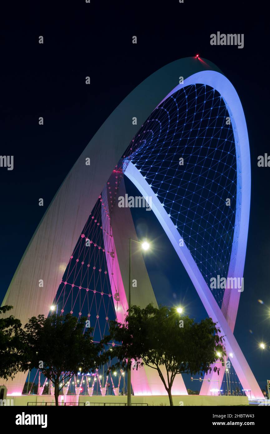 Al Wahda Arches - iconic structural design in Qatar Stock Photo - Alamy