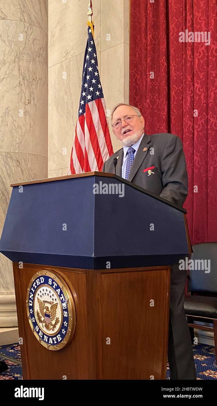 Congressman Don Young standing behind a Senate lectern (NOT a podium ...