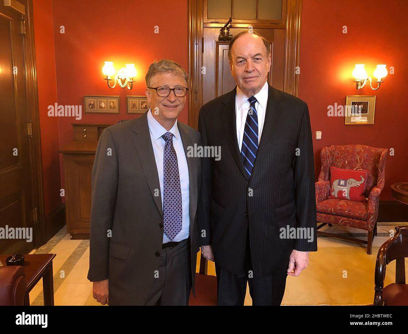 Senator Richard Shelby and Bill Gates ca. 27 June 2018 Stock Photo - Alamy
