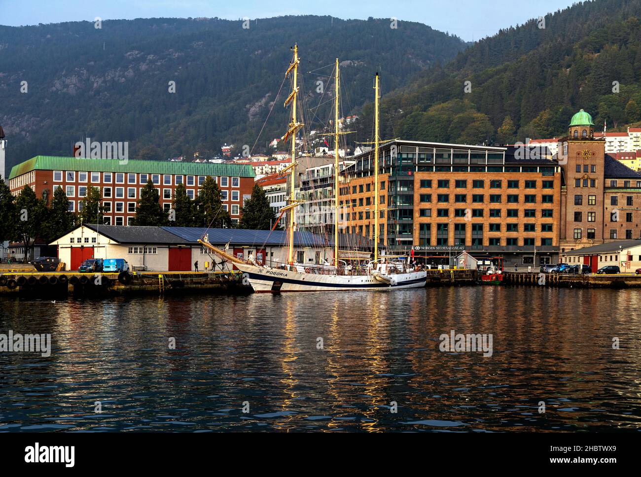 Polish Pogoria (barquentine) at the inner port of Bergen, Norway Stock ...