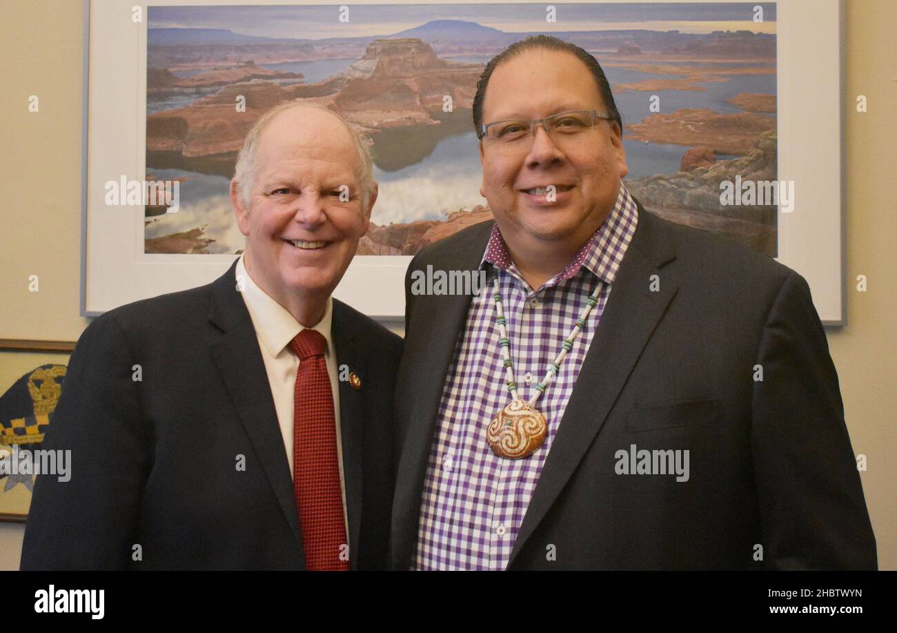 Stephen roe lewis hi-res stock photography and images - Alamy