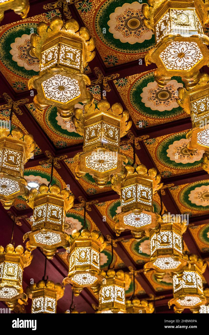 Buddha Tooth Relic Temple, Singapore Stock Photo - Alamy