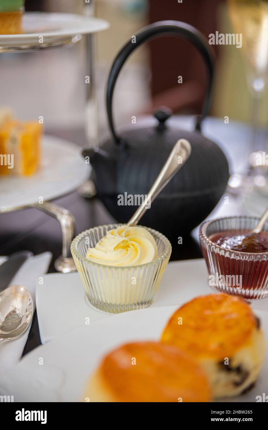Afternoon tea at Raffles Hotel Singapore Stock Photo - Alamy
