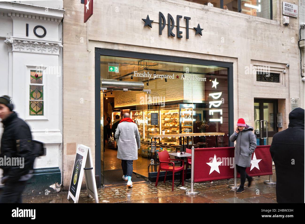Pret a manger brand logo hi-res stock photography and images - Alamy