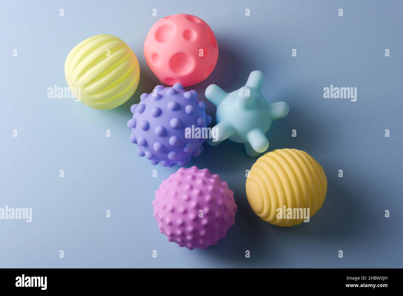 Sensory balls for kids, textured plastic multi ball set for babies and ...
