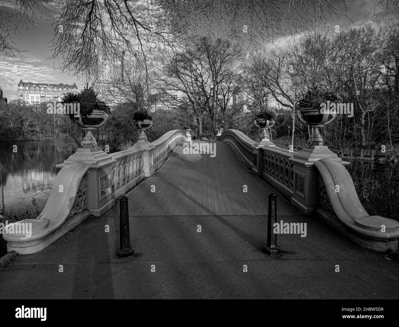 New red bridge Black and White Stock Photos & Images - Alamy