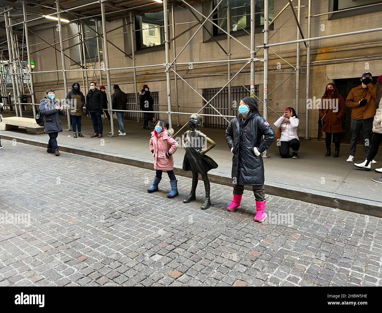 Four feet high hi-res stock photography and images - Alamy