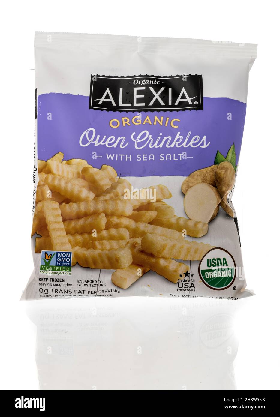 Winneconne, WI -10 December 2021: A package of Alexia organic oven ...