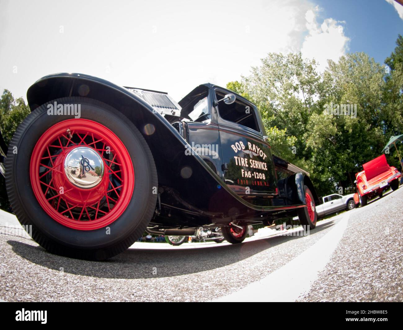 Vintage mustang car angle hi-res stock photography and images - Alamy