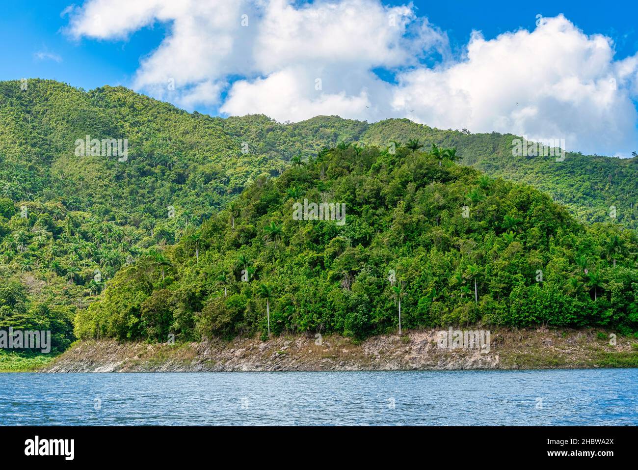 Hanabanilla lake cuba hi-res stock photography and images - Alamy