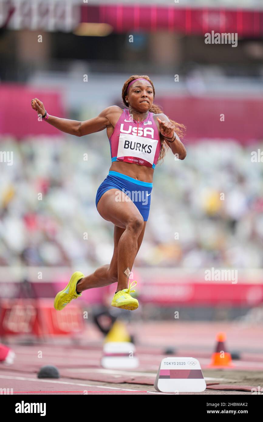 Quanesha Burks participating in the Tokyo 2020 Olympic Games in the ...