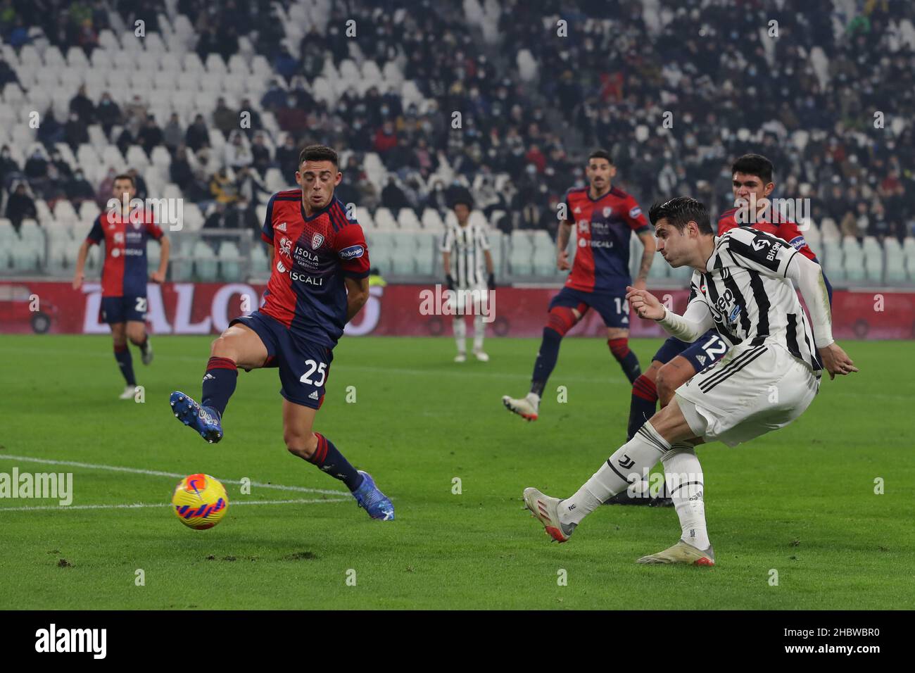 Goal wards hi-res stock photography and images - Alamy