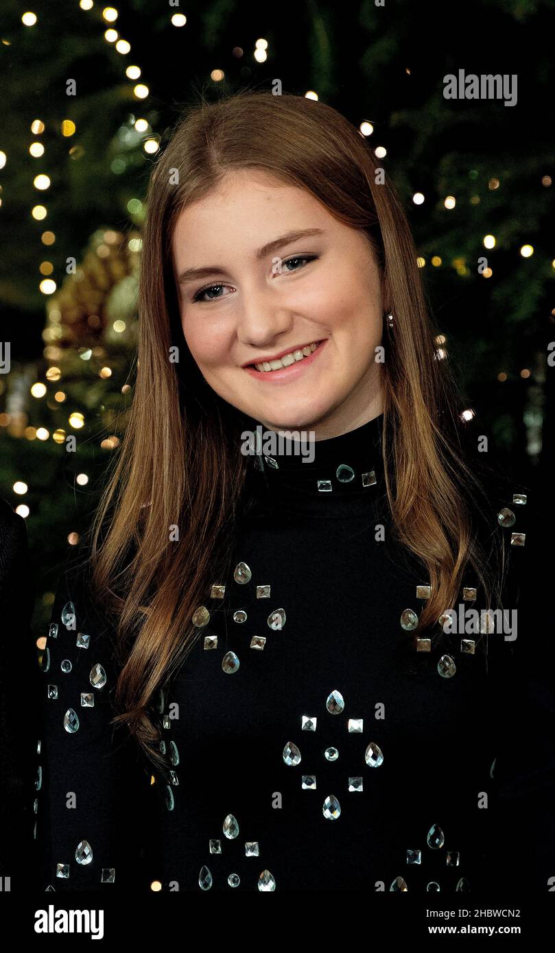Brussel, Belgien. 21st Dec, 2021. Princess Elisabeth of Belgium at the ...