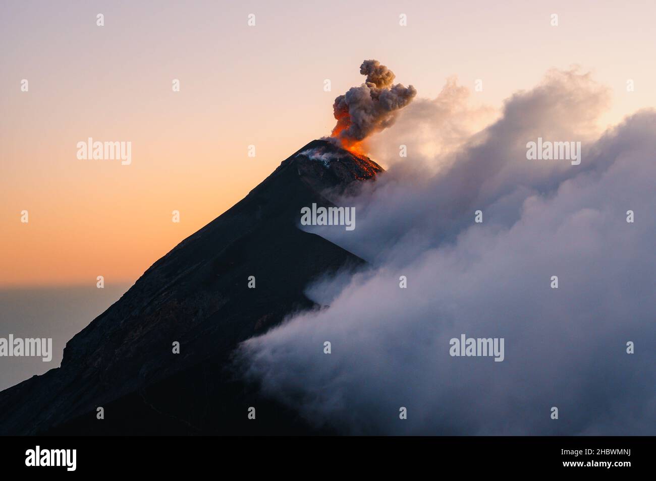 A beautiful view of the eruption of Volcano Acatenango in Guatemala ...