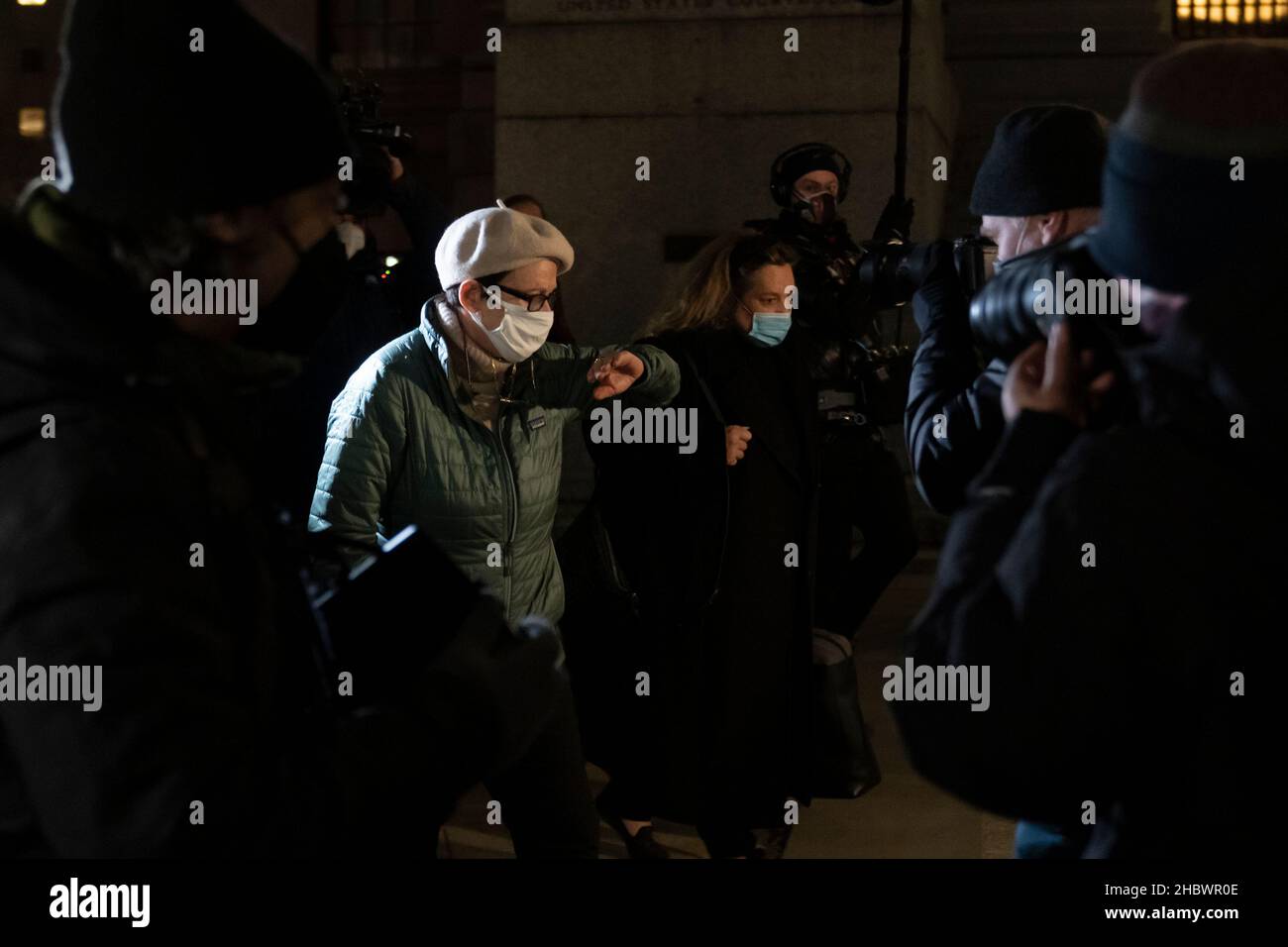 Isabel maxwell hi-res stock photography and images - Alamy