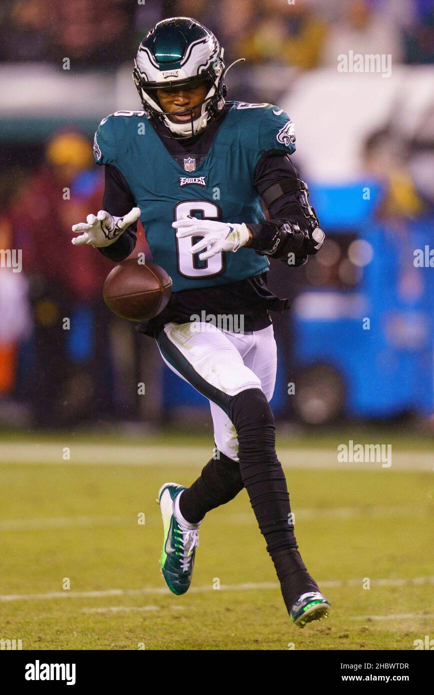 Devonta smith eagles hi-res stock photography and images - Alamy