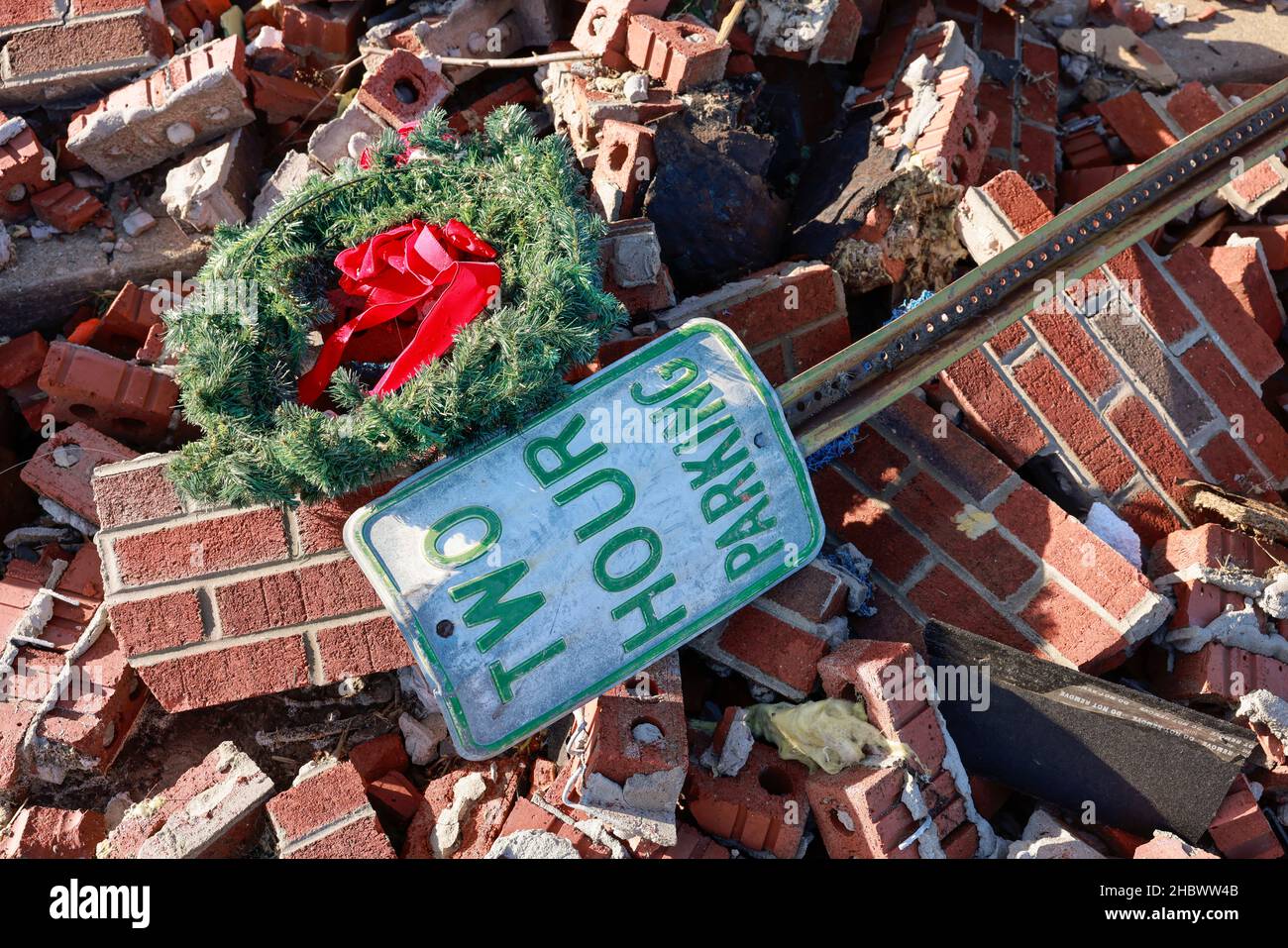 MAYFIELD, KENTUCKY - DECEMBER 20: A Christmas wreath and a parking sign ...