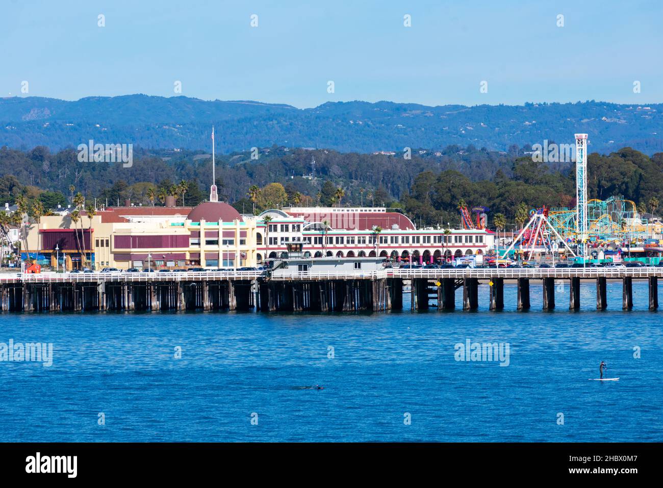 Scenic view of Santa Cruz Wharf and Beach Boardwalk Amusement Park on ...