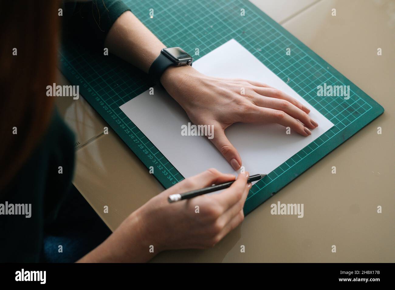 Cutting and mark making hi-res stock photography and images - Alamy
