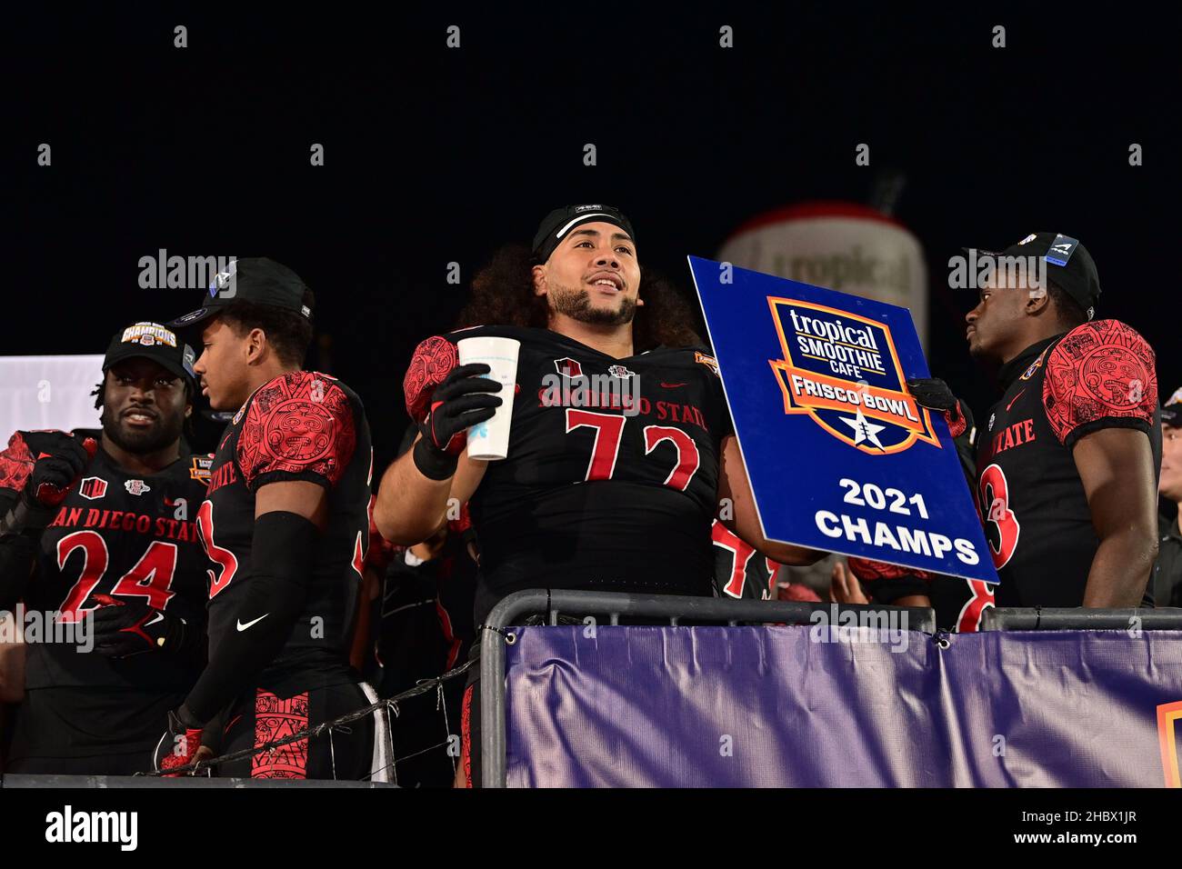 Frisco, Texas, December 21st, 2021:.San Diego State Aztecs offensive ...