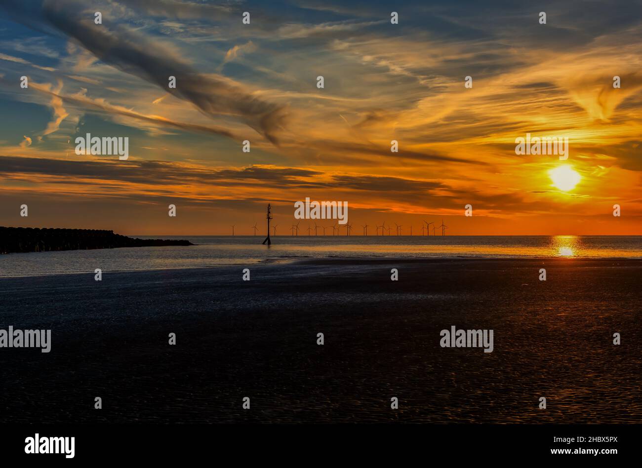 The Calming Warm Glow of the Sunset. Walking on New Brighton Beach ...