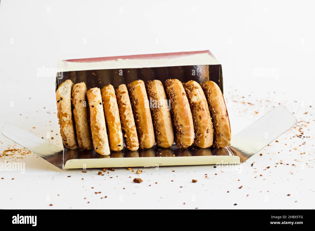 Traditional Turkish Kandil Sesame Rings in with aluminum coated own box ...