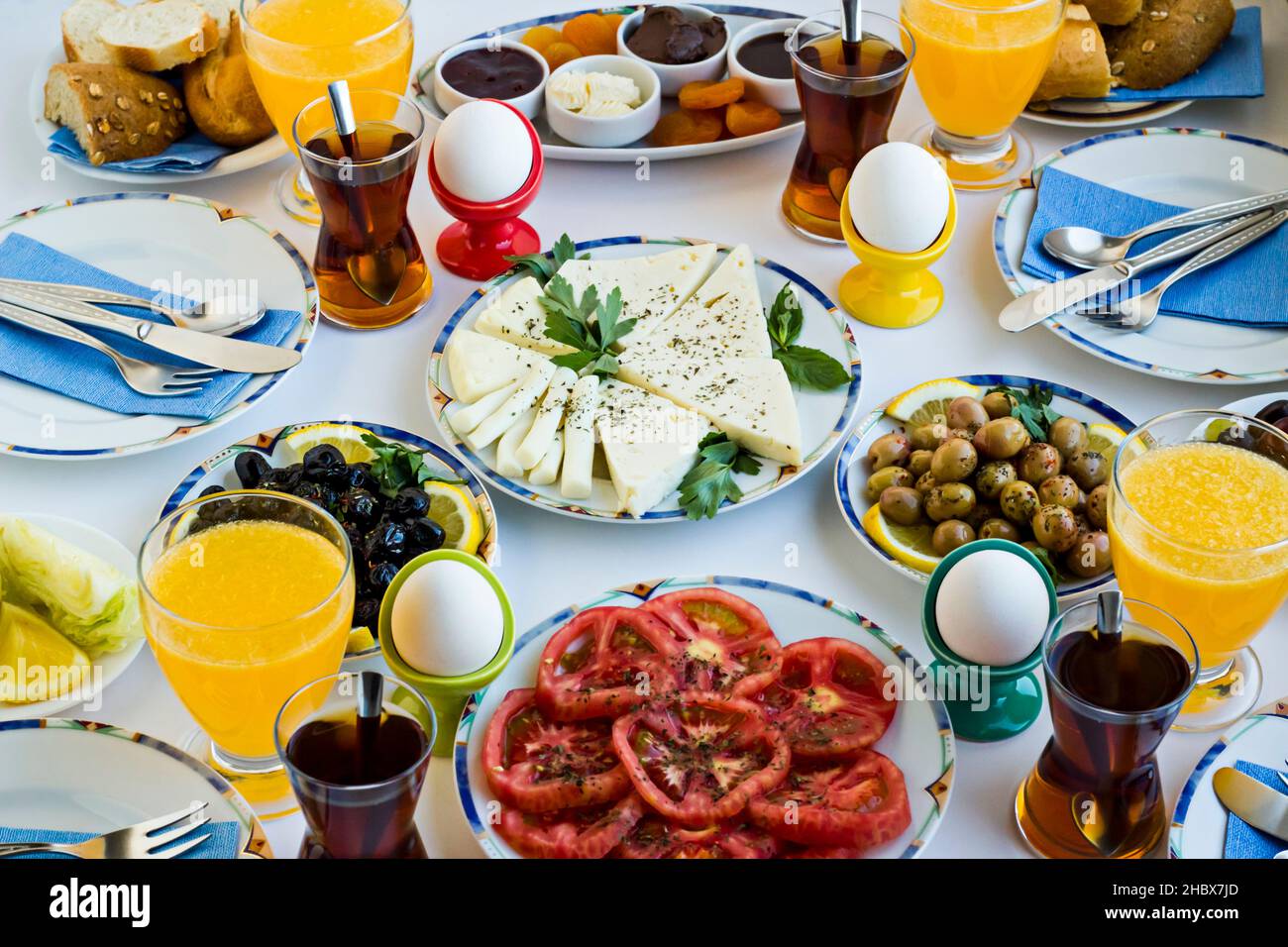Elegant breakfast table with boiled eggs and fresh orange juice Stock ...