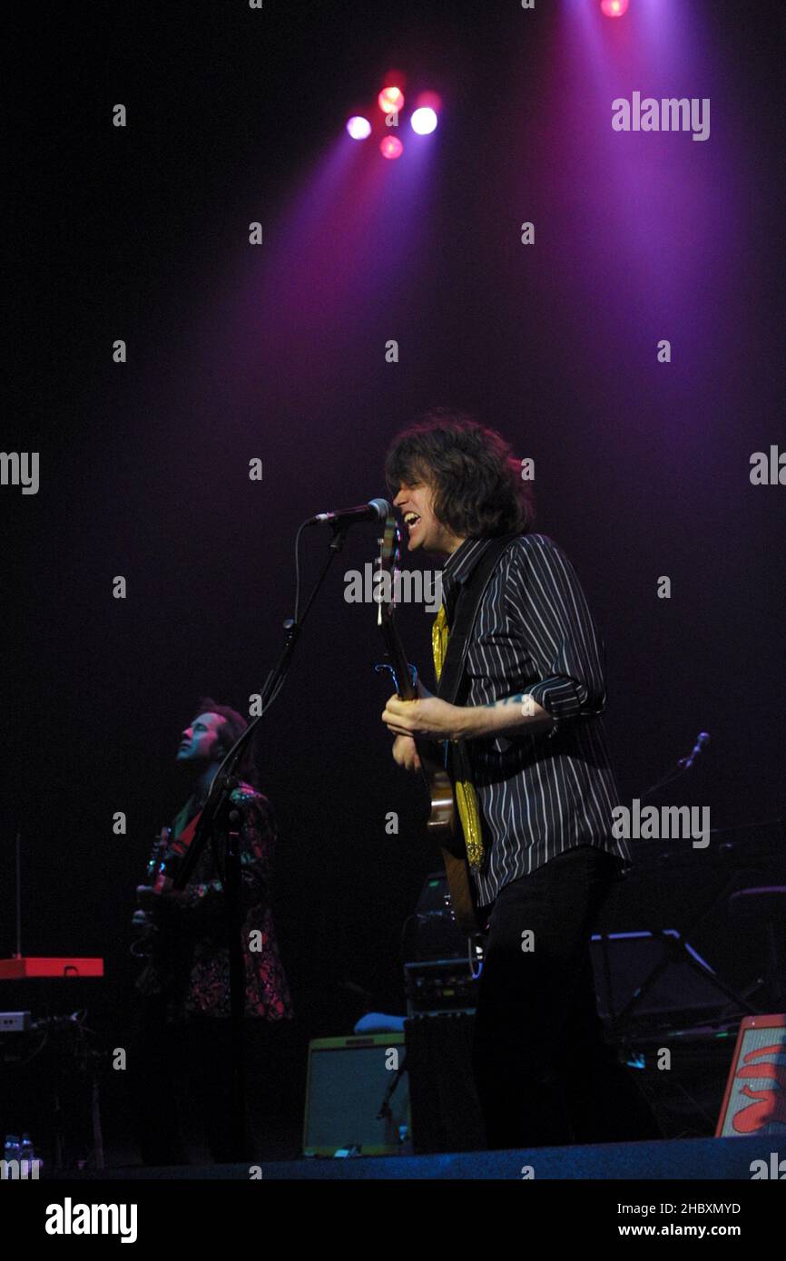 Waterboys Concert - 2/11/2001 - Brixton Academy, London. Lead singer ...