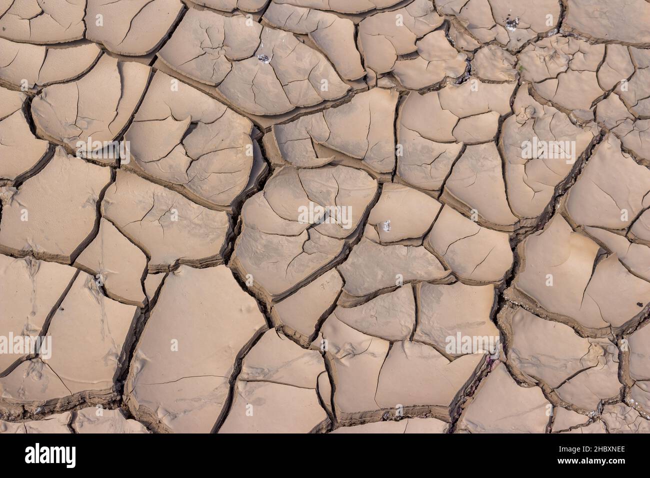 Cracked bottom of a dry reservoir, beautiful fractured texture Stock ...