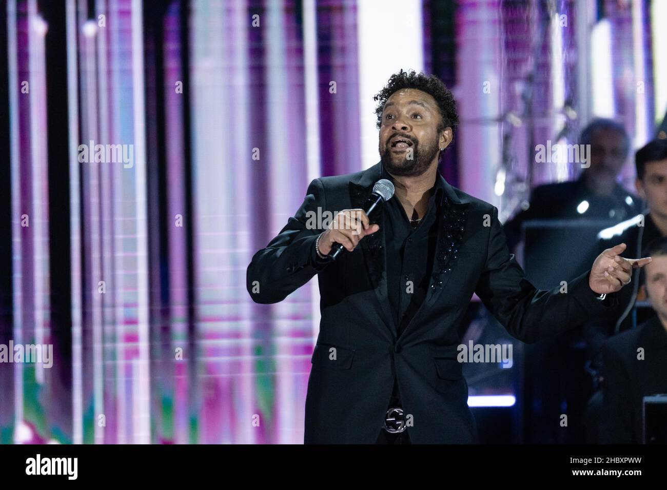 Shaggy singer hi-res stock photography and images - Alamy
