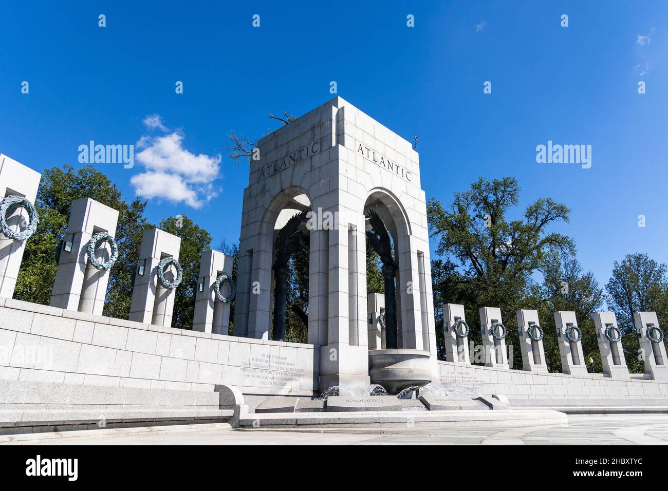 View national world ii memorial hi-res stock photography and images - Alamy